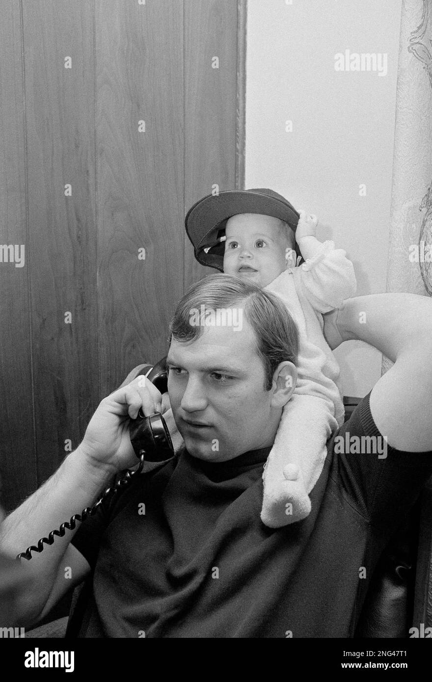 CANTON, Ohio,Nov.24,1970- Thurman Munson, New York Yankees catcher ...