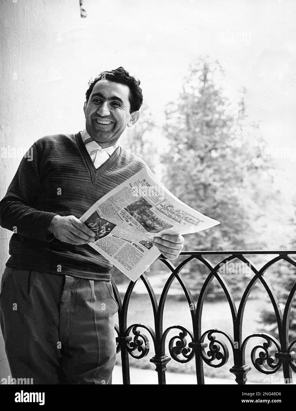 Tigran Petrosian, the new world chess champion, is seen at a chess ...