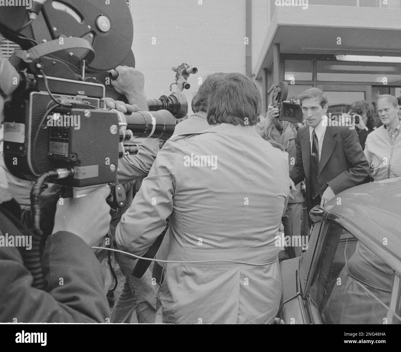 Bobby Fischer of the U.S. leaves Laugardal Hall in Reykjavik after ...