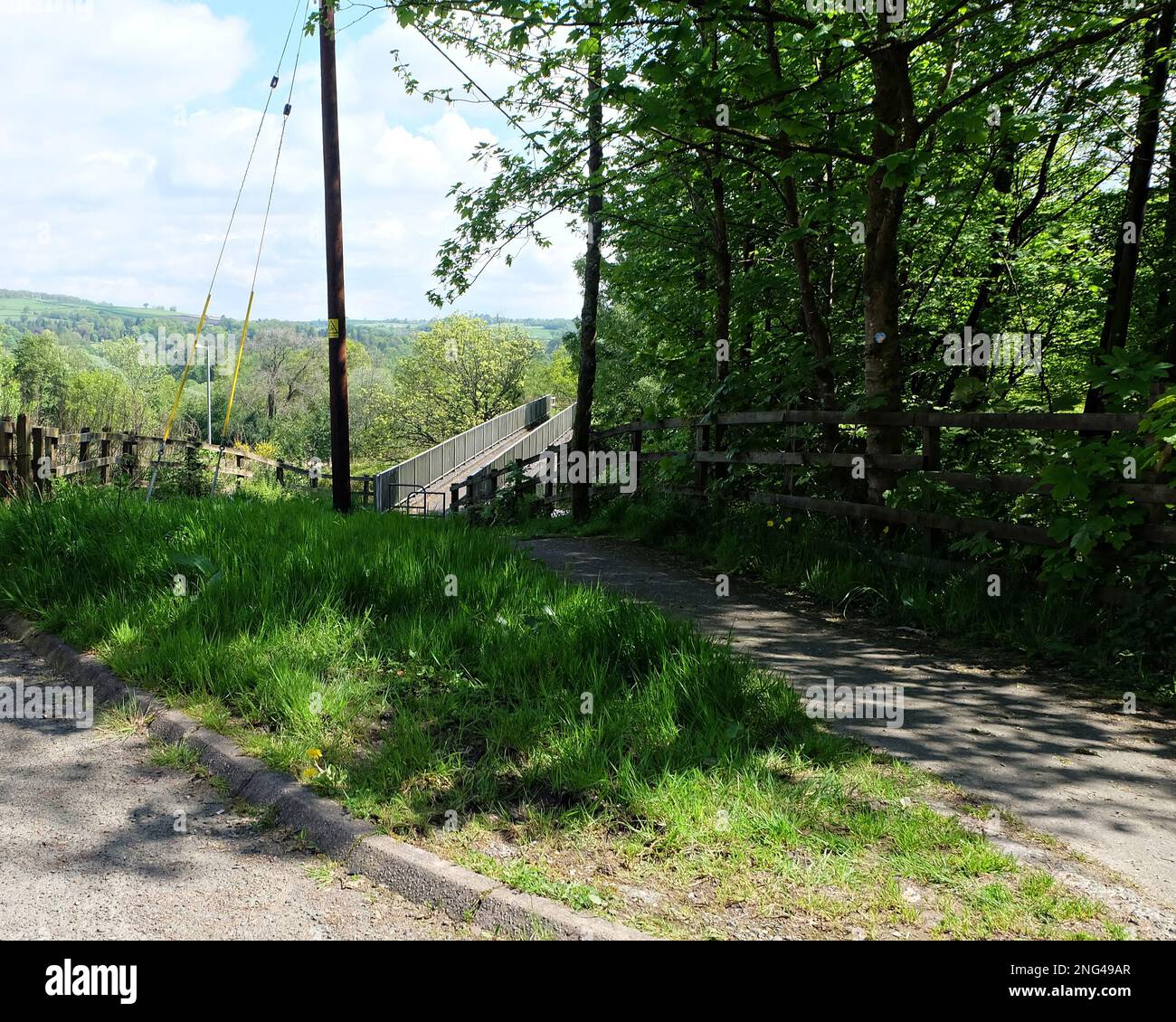 The John Muir Way walking trail approaching the footbridge over the A82 ...