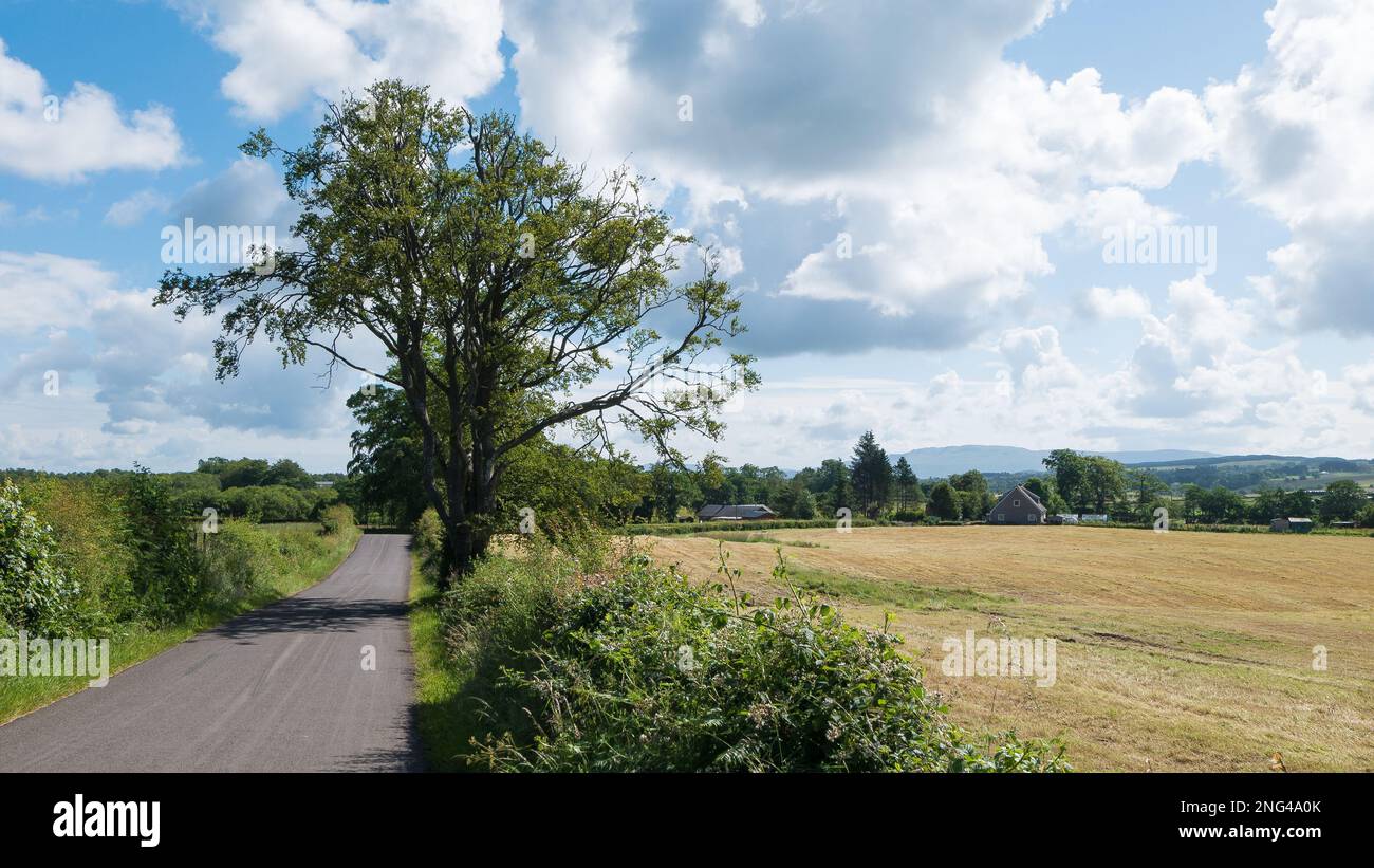 The John Muir Way walking trail using national cycle route 7 on quiet ...
