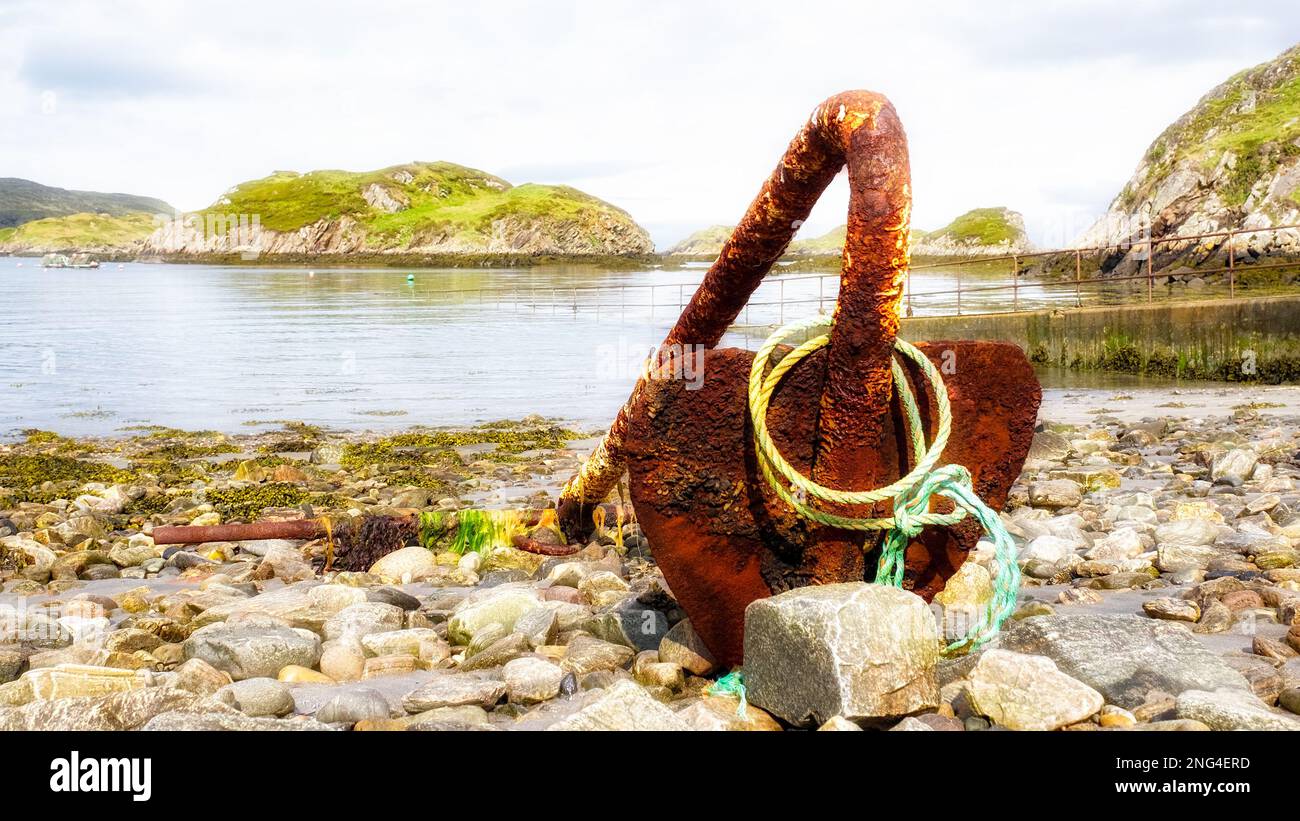 Rusty anchor hi-res stock photography and images - Alamy