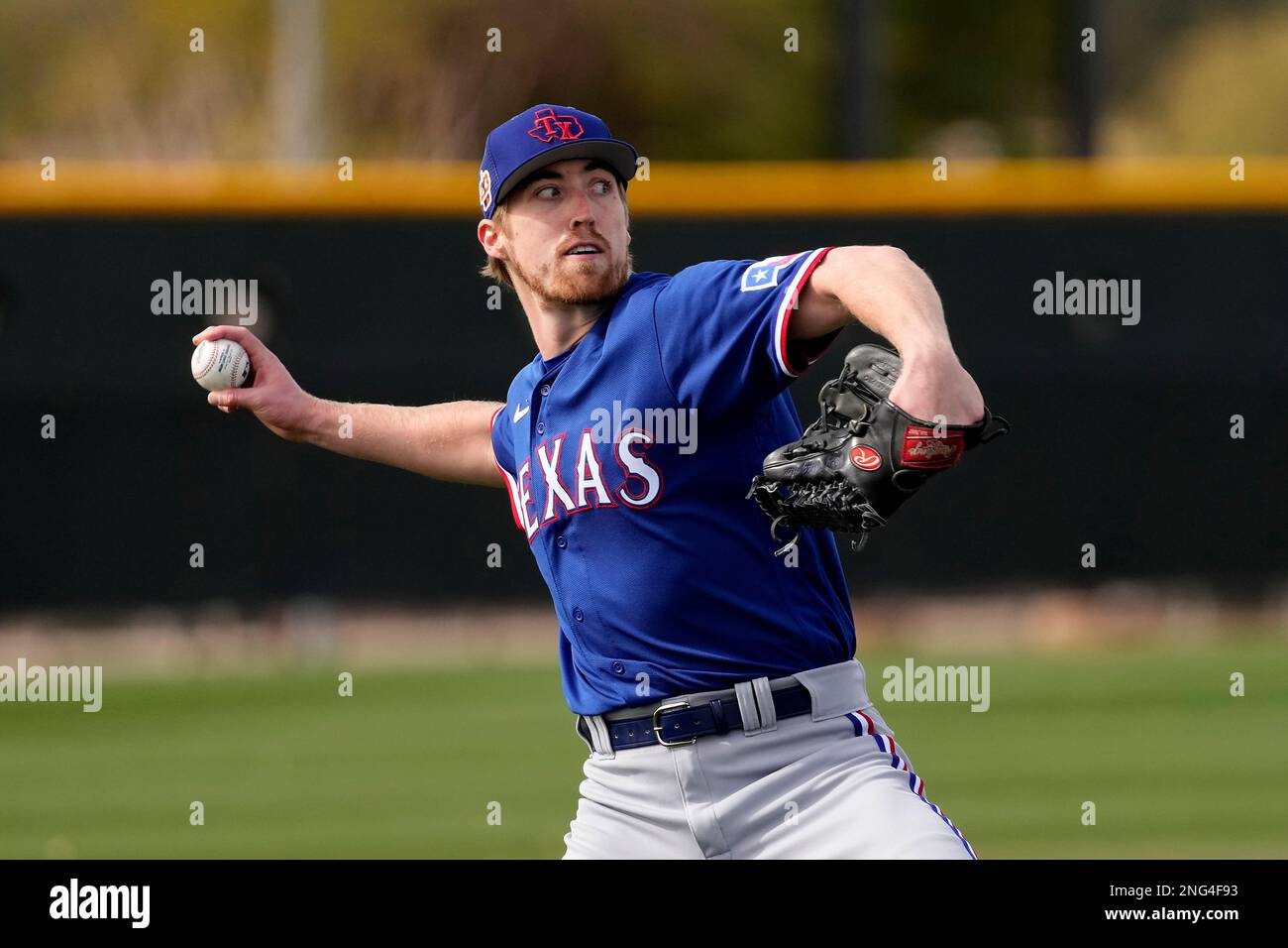 Texas Rangers pitcher Daniel Robert throws during spring training ...