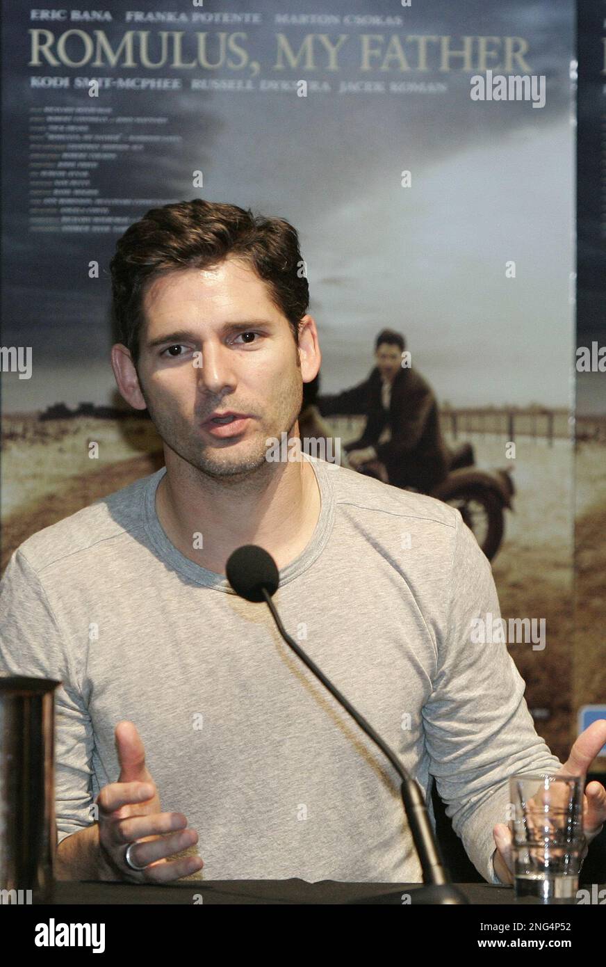 Australian actor eric bana hi-res stock photography and images - Alamy