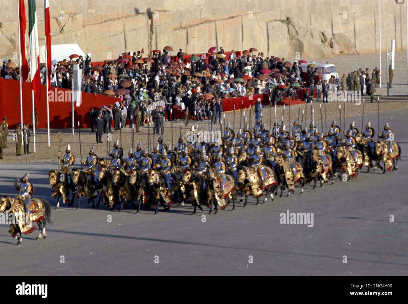 Mounted Iranian Army troops dressed as Persian warriors of the past ...