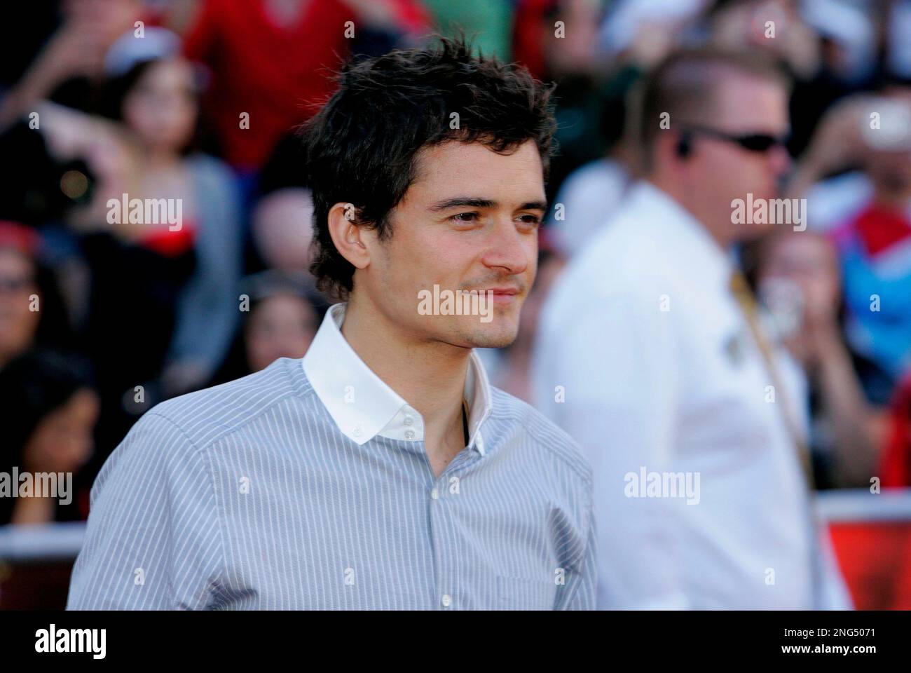 Orlando Bloom poses for photographers at the film premiere of "Pirates ...