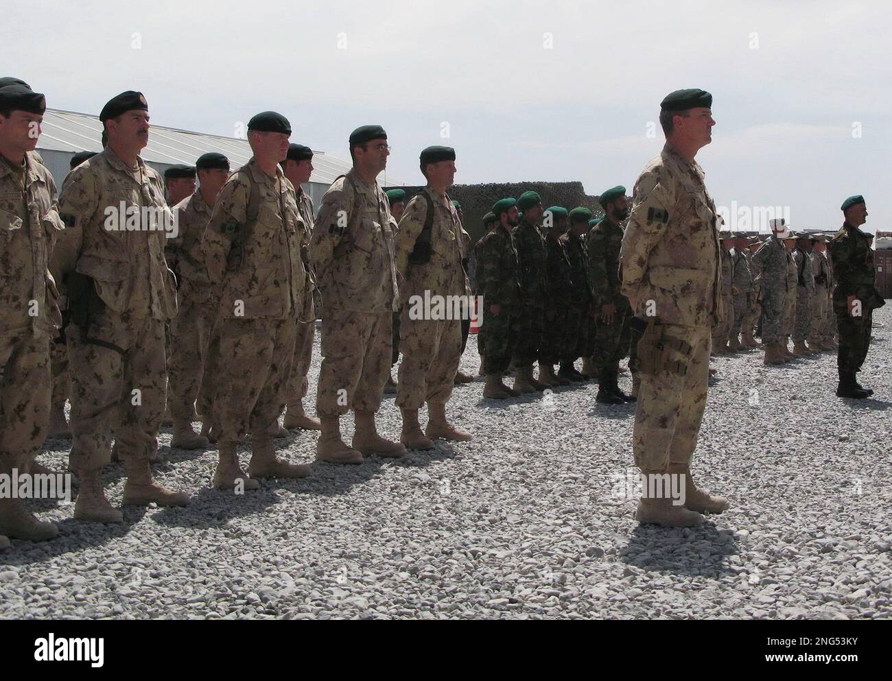 Soldiers from Canada's Operational Mentoring and Liasing Team (OMLT ...