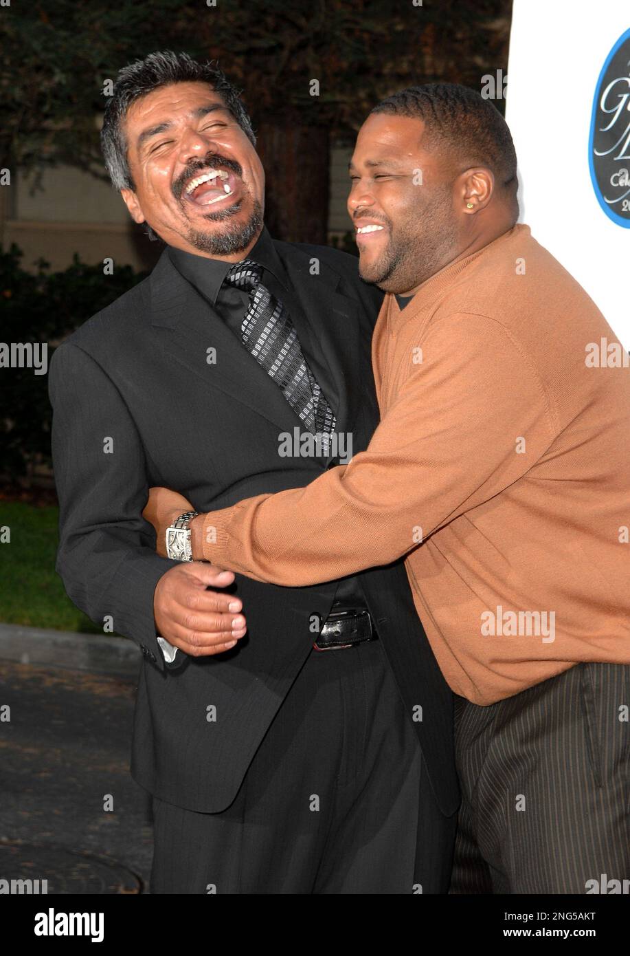 George Lopez, left, and Anthony Anderson arrive at the National Kidney ...