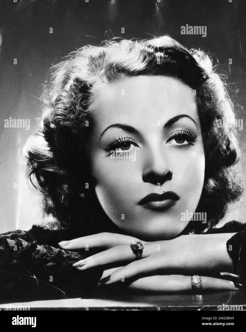 A 1930s portrait of French actress Danielle Darrieux. (AP Photo/Str ...