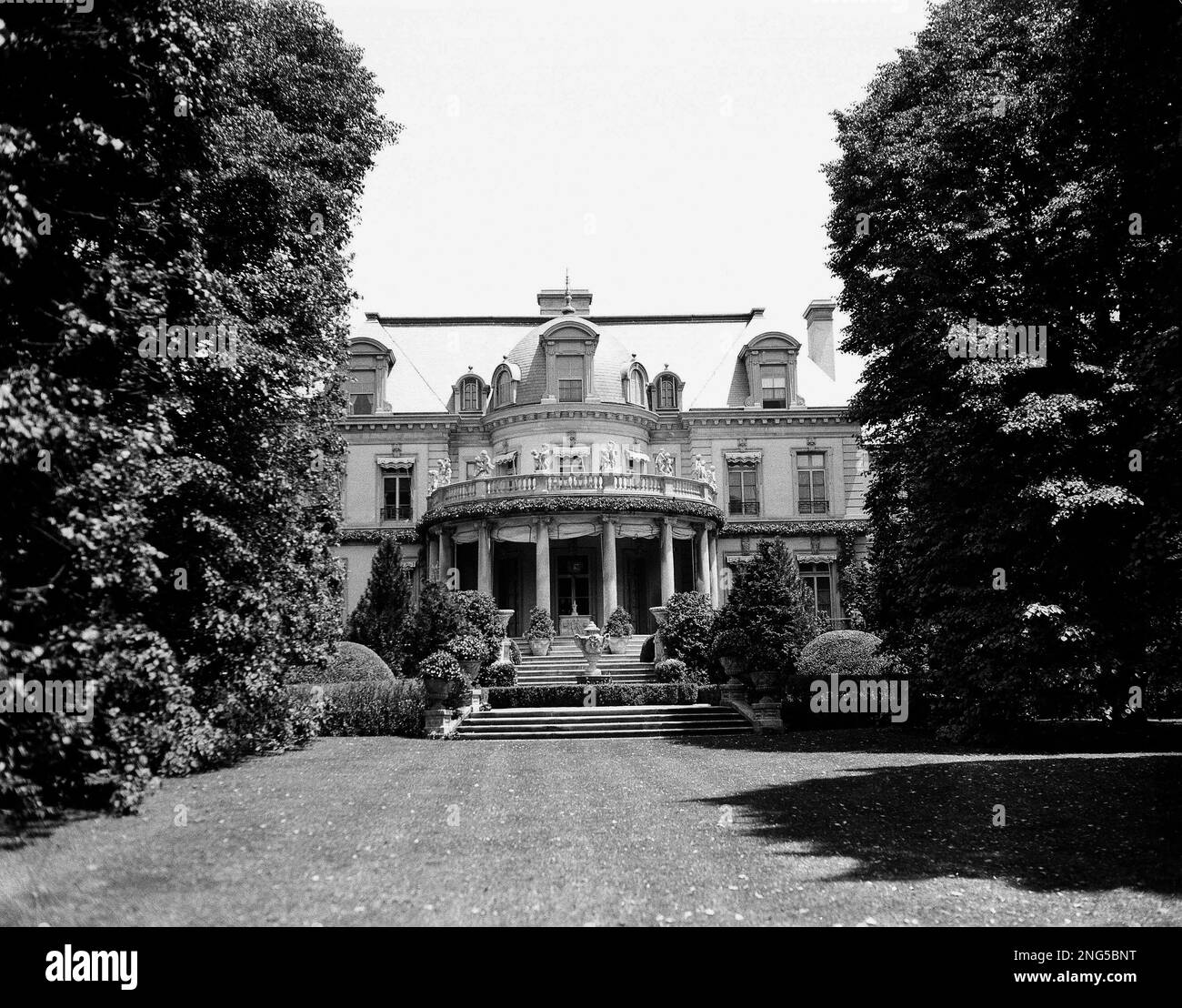 John Jacob Astor's mansion at Newport, Rhode Island is shown in this ...