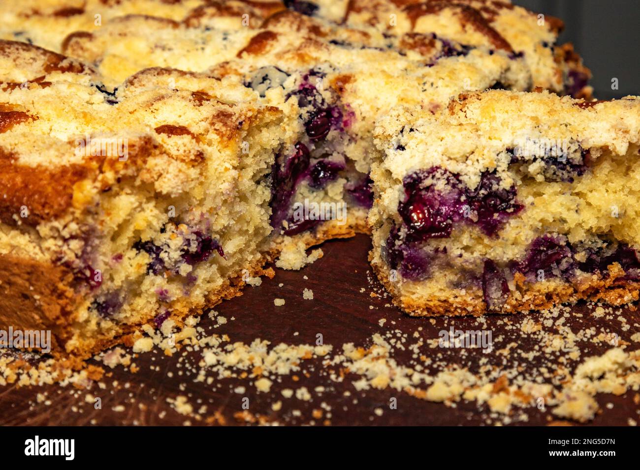 Classic black grape cake (Isabel burgundy variety) known as "cuca de ...