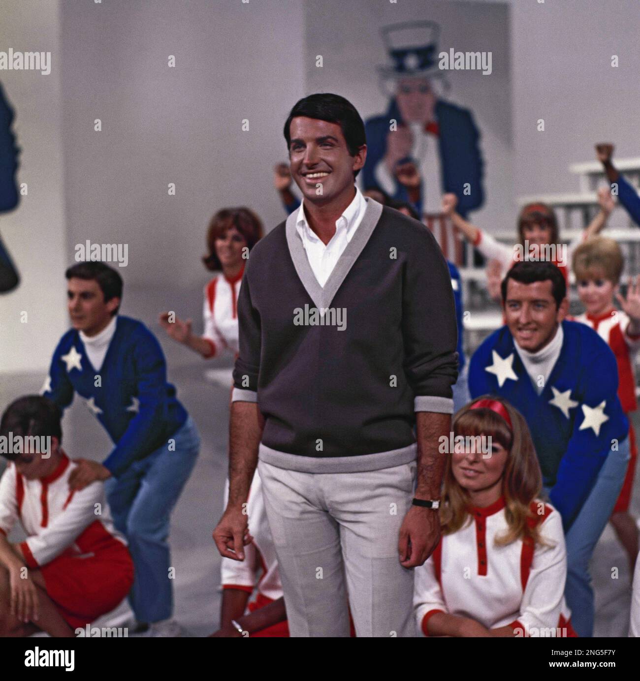 Actor George Hamilton during filming of the TV show "The Class of '67 ...