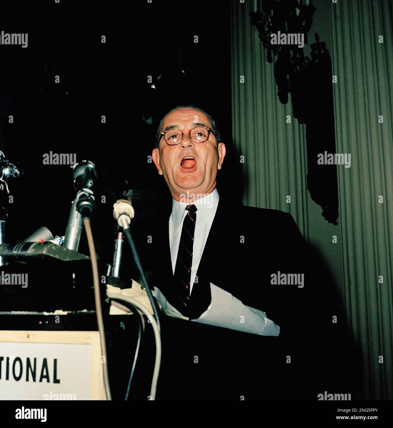 Lyndon B. Johnson at the Democratic National Convention, July 12, 1960 ...