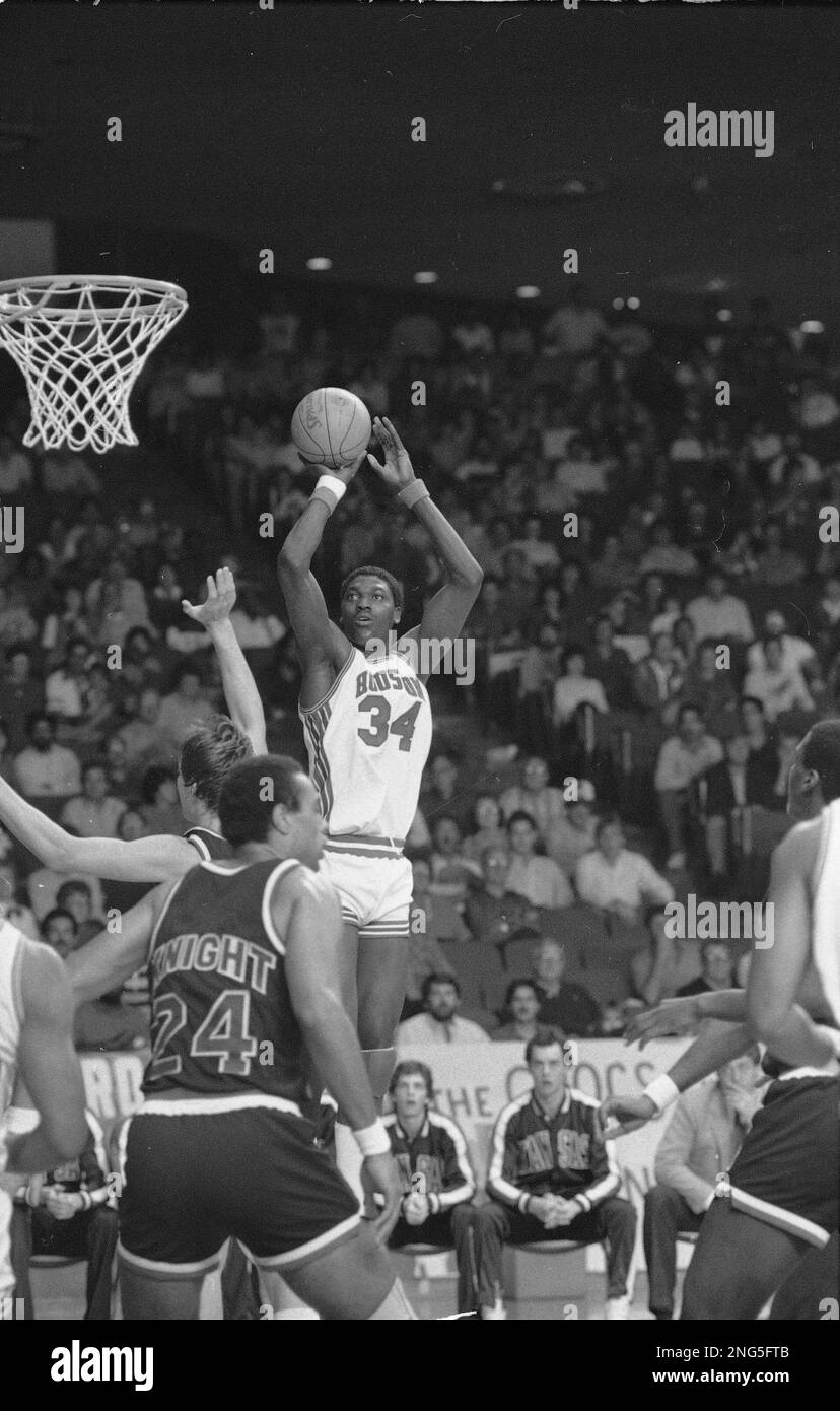 University of Houston's Akeem Abdul Olajuwon puts up two of his 19 ...