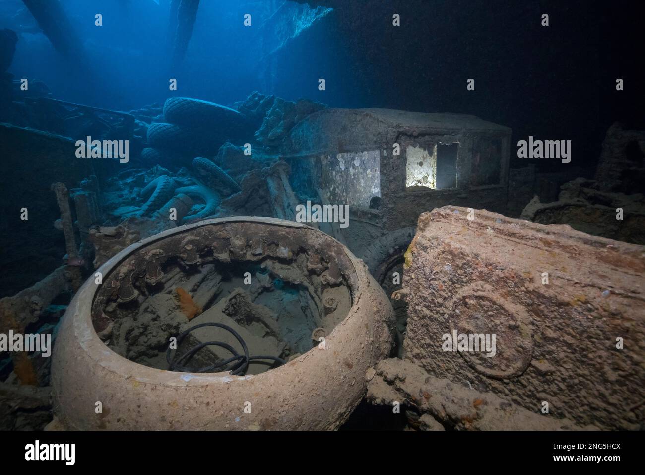 SS Thistlegorm shipwreck, a British cargo steamship sunk by German ...