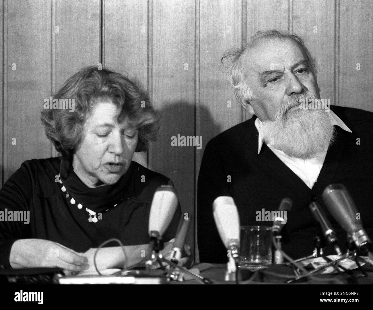 Russian author and dissident, Lev Zalmanovich Kopelev (German spelling ...