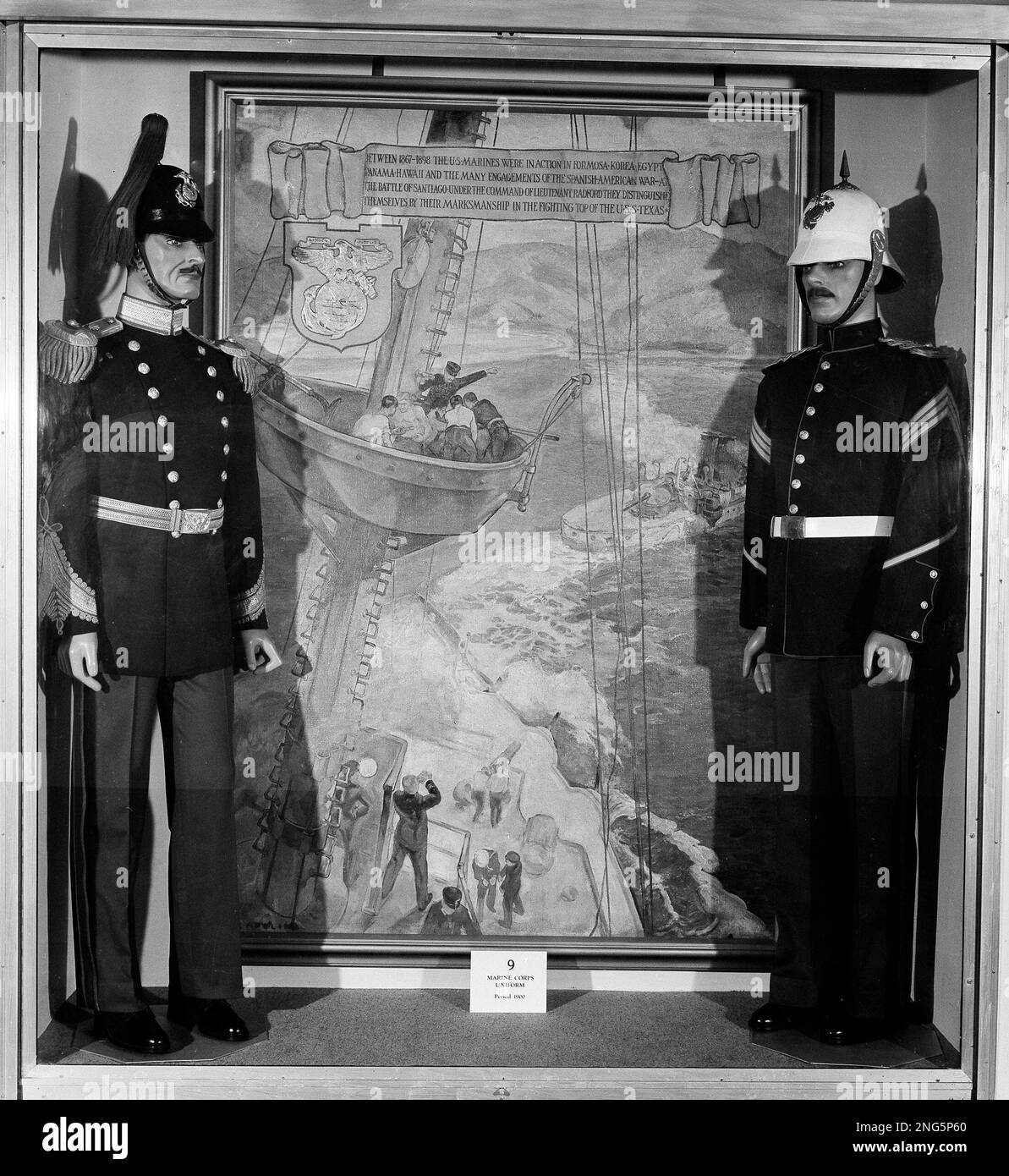 Historic U.S. Marines uniforms are on display at the Marines museum at ...