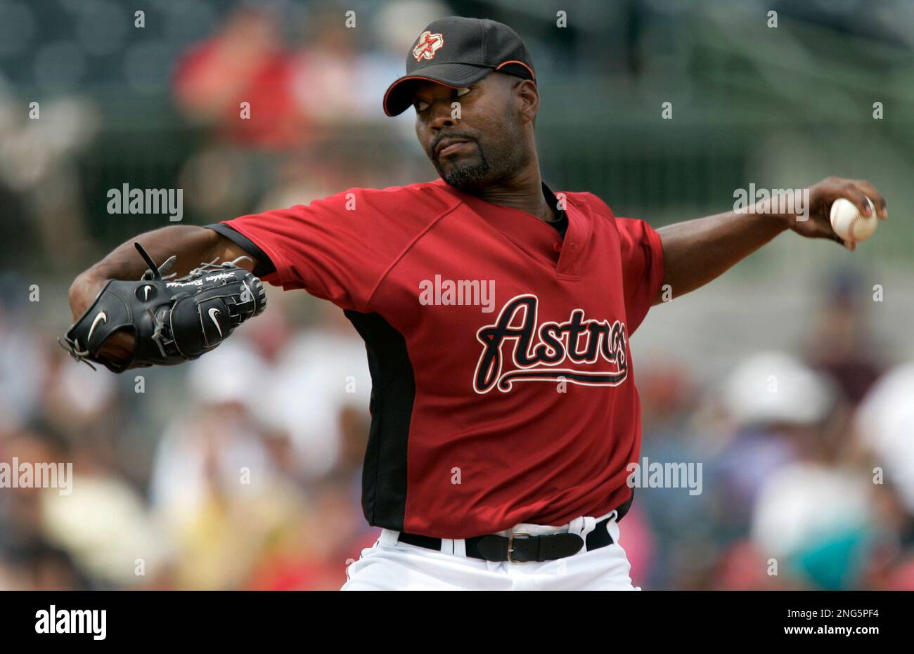 Houston Astros pitcher Stephen Randolph throws against the Cleveland ...