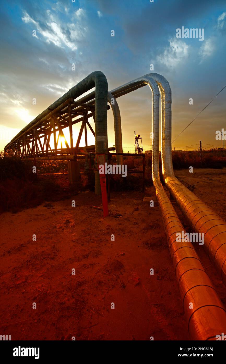 Oil pipeline, the oil industry equipment Stock Photo - Alamy