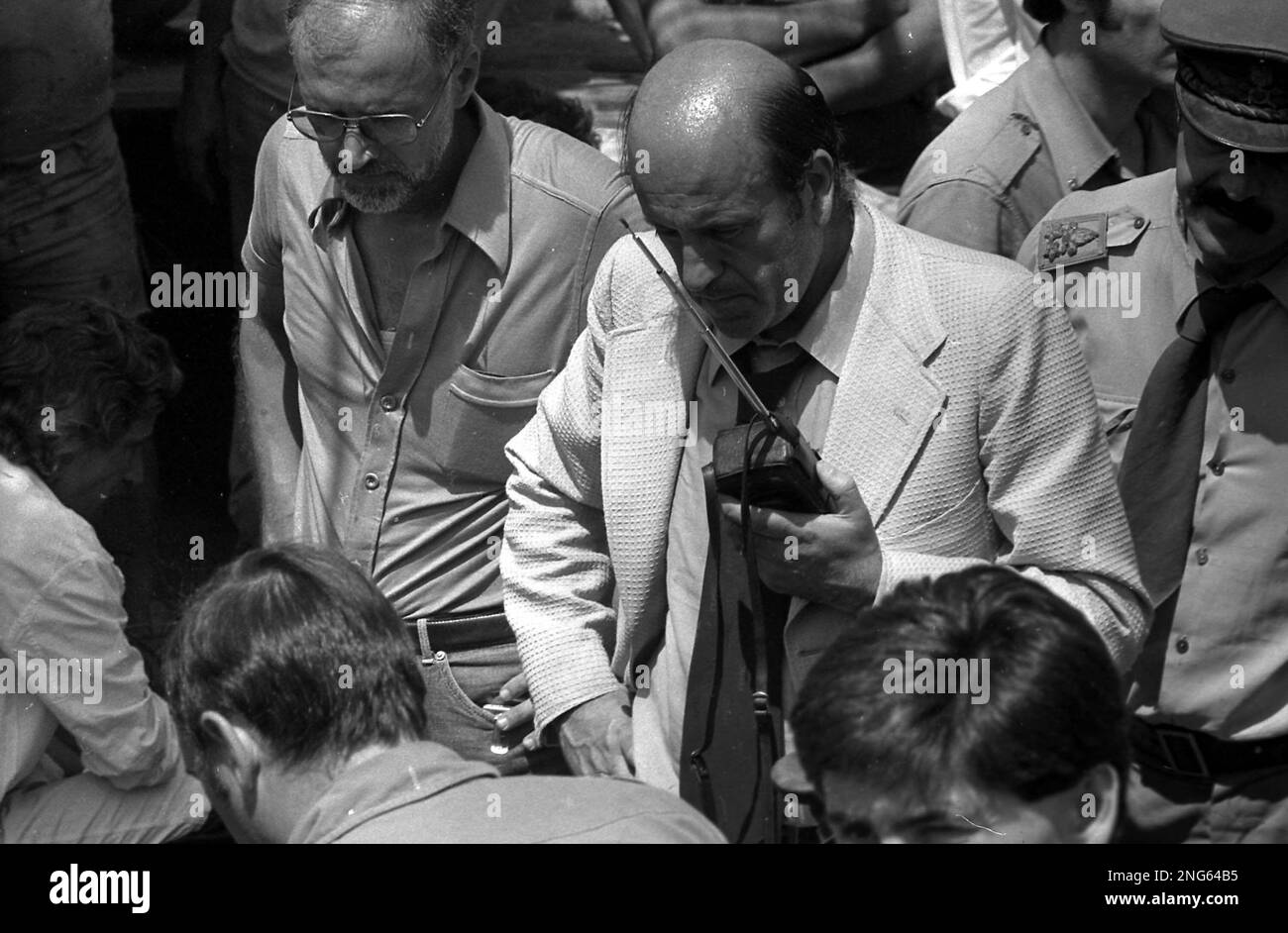 Rescuers of Alfredo Rampi, the child who fell into a well at Vermicino ...