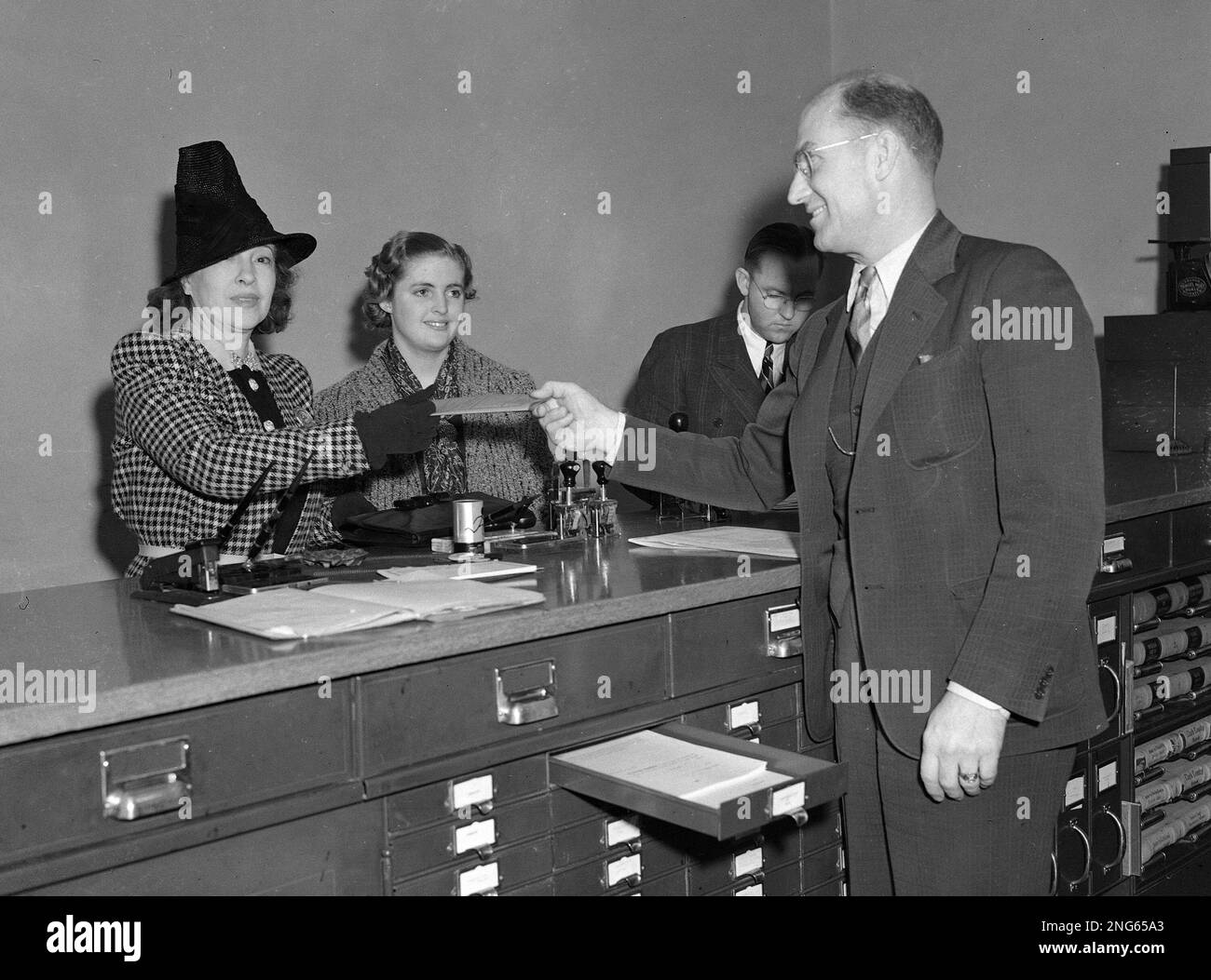 Mrs. Maria Gable, estranged wife of Clark Gable, screen star, is shown ...