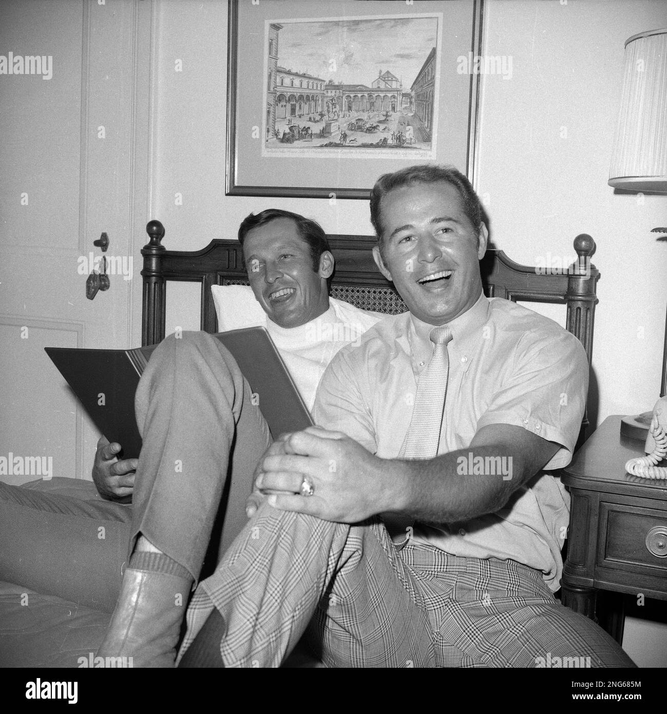 Chicago Cubs infielders Glenn Beckert, left, and Ron Santo relax in ...