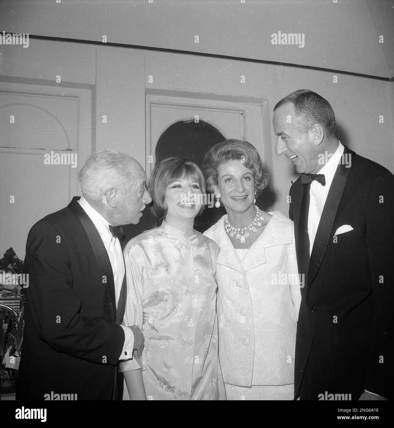 Barbra Streisand, who portrays Fanny Brice in the new musical "Funny ...