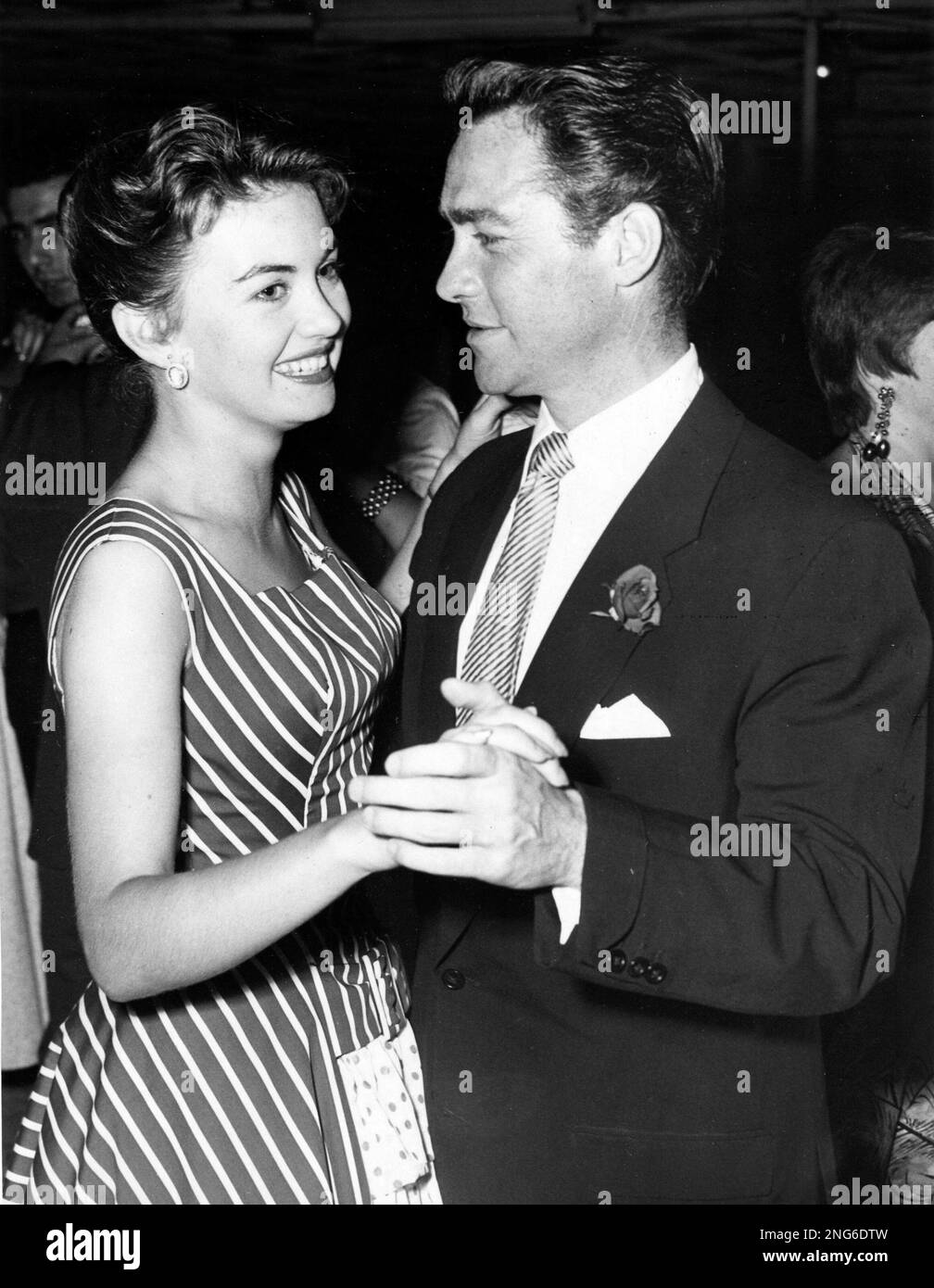 British movie star Jeannette Scott and Irish born actor Richard Todd ...
