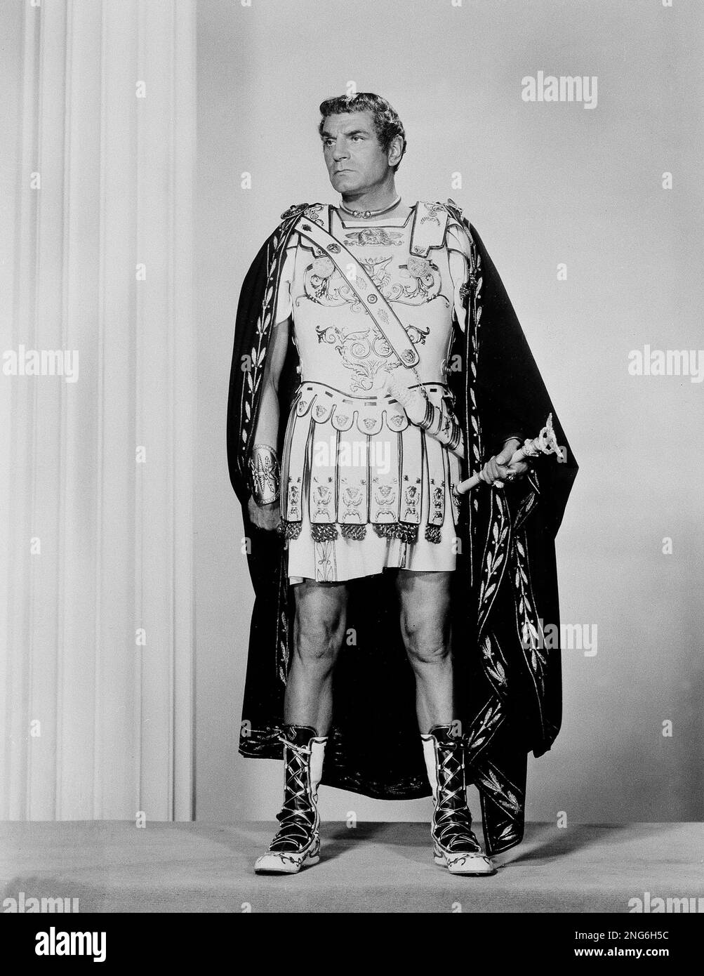 Laurence Olivier is shown as General Marcus Licinus Crassus in the ...