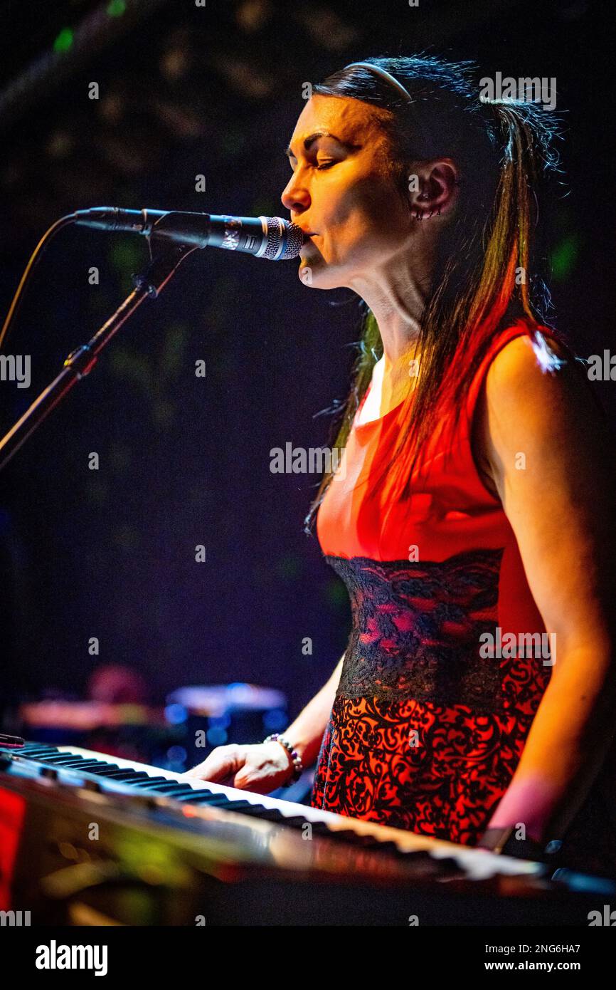 Bis amanda mackinnon hi-res stock photography and images - Alamy