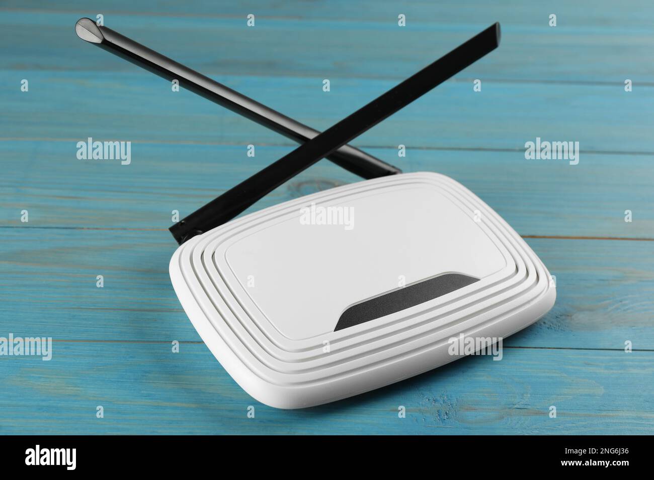 Wi fi router modem light hi-res stock photography and images - Alamy