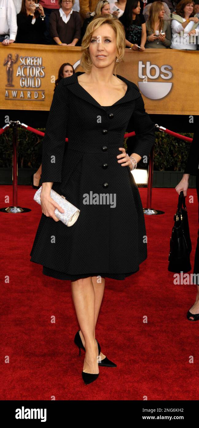 Felicity Huffman arrives at the 13th Annual Screen Actors Guild Awards ...