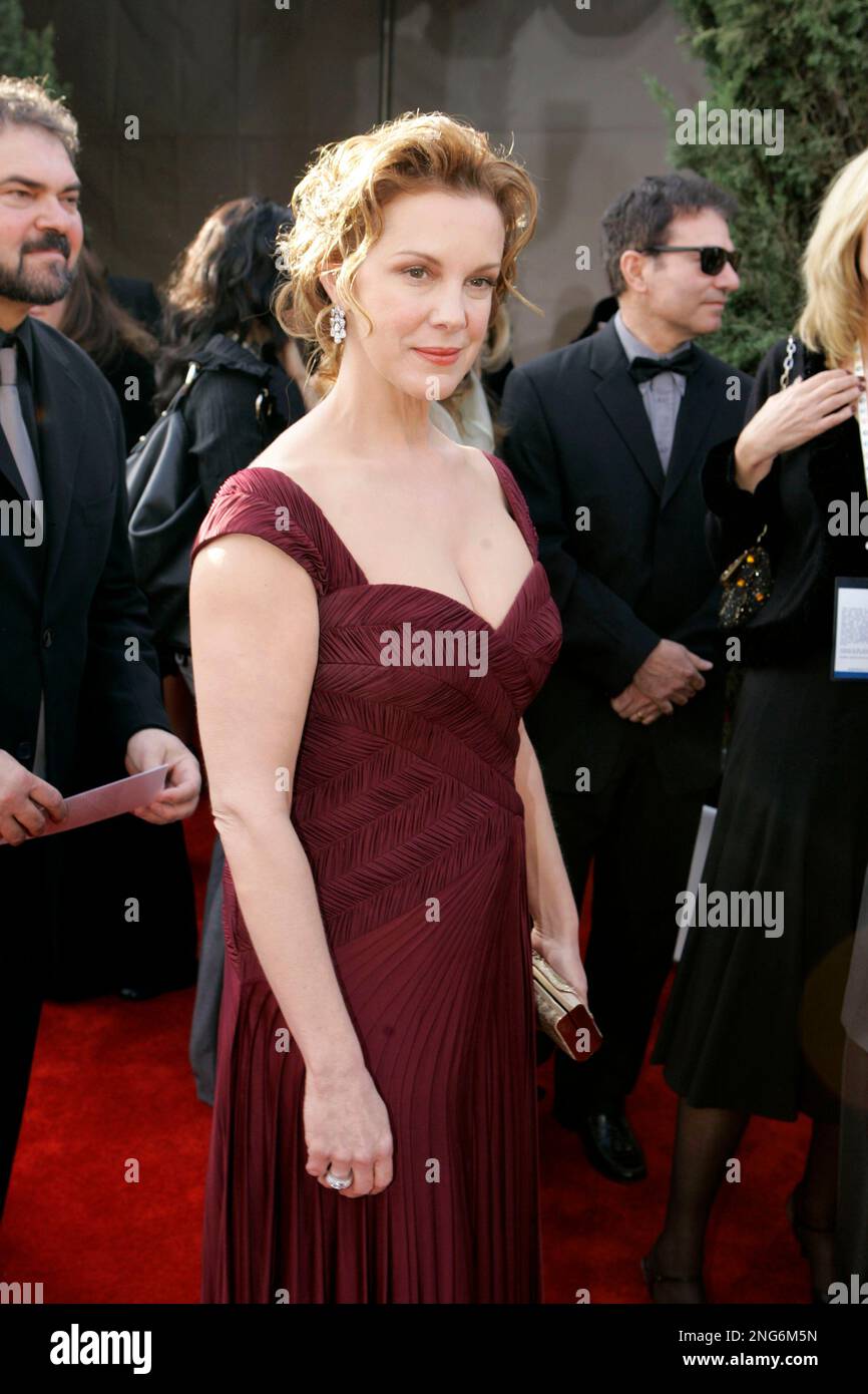 Elizabeth Perkins arrives at the 13th Annual Screen Actors Guild Awards ...