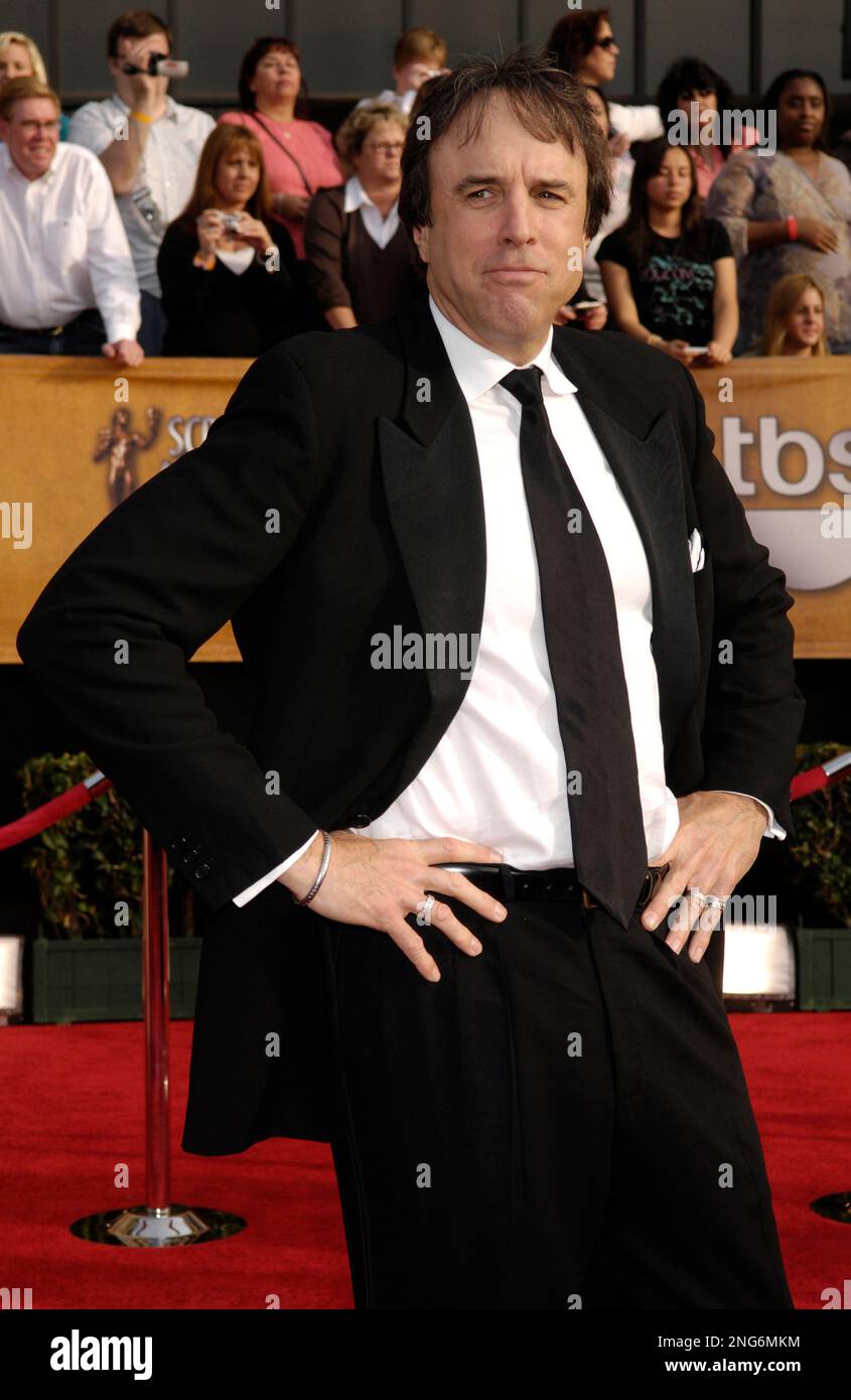 Kevin Nealon arrives at the 13th Annual Screen Actors Guild Awards on ...
