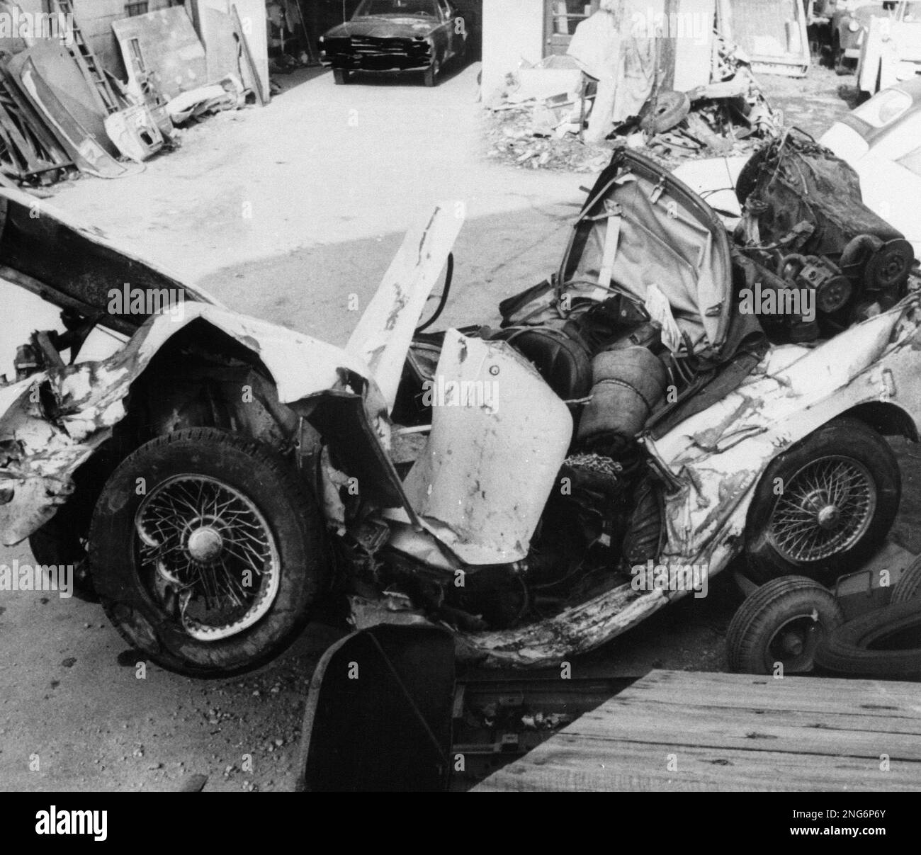 This is what remains of the sports car driven by Jack Roosevelt ...