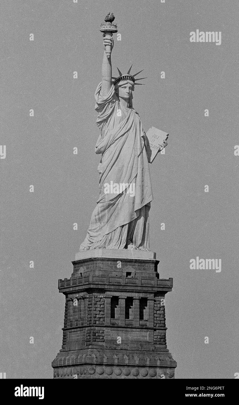 The Statue of Liberty is seen Oct. 24, 1964. (AP Photo Stock Photo - Alamy