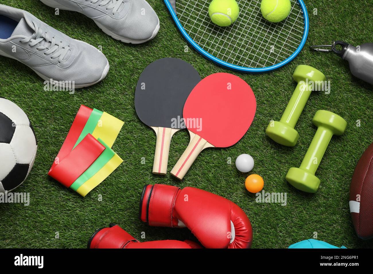 Man lay gym hi-res stock photography and images - Alamy