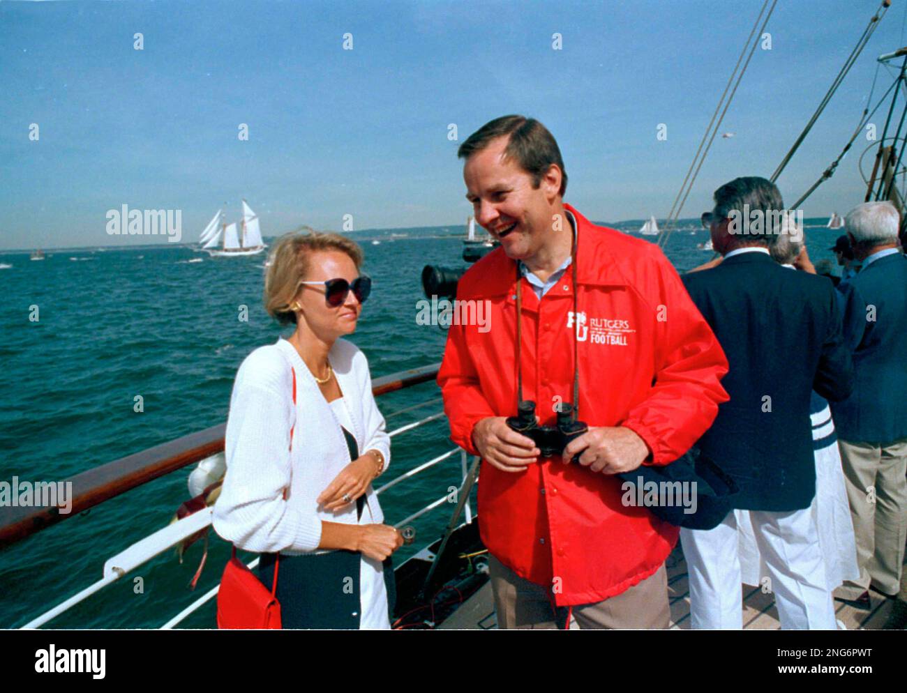 New Jersey Governor Tom Kean and his wife Debbie watch the Liberty ...