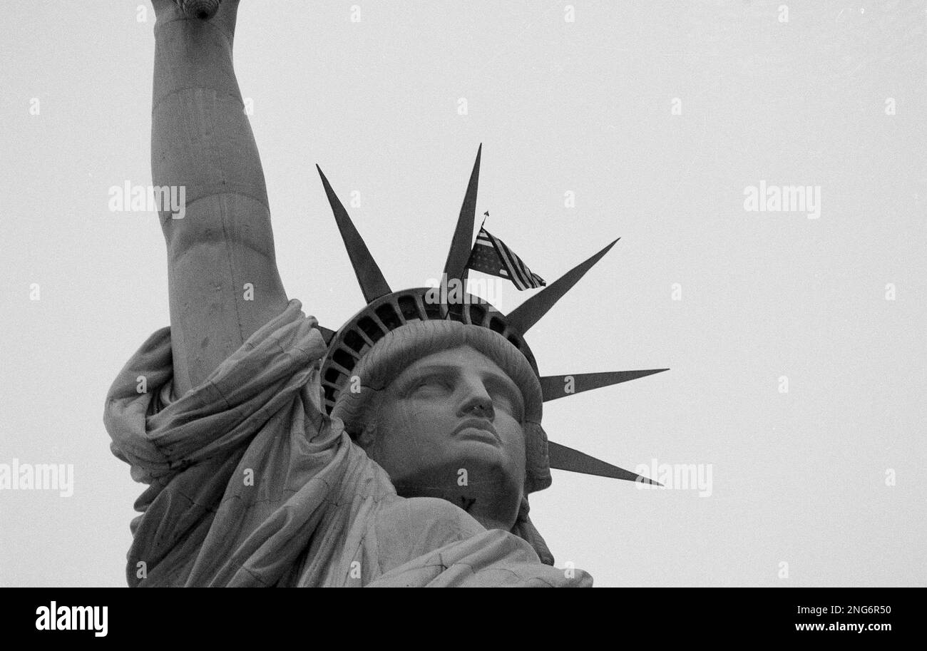 Anti-war veterans barricaded inside the Statue of Liberty in New York ...