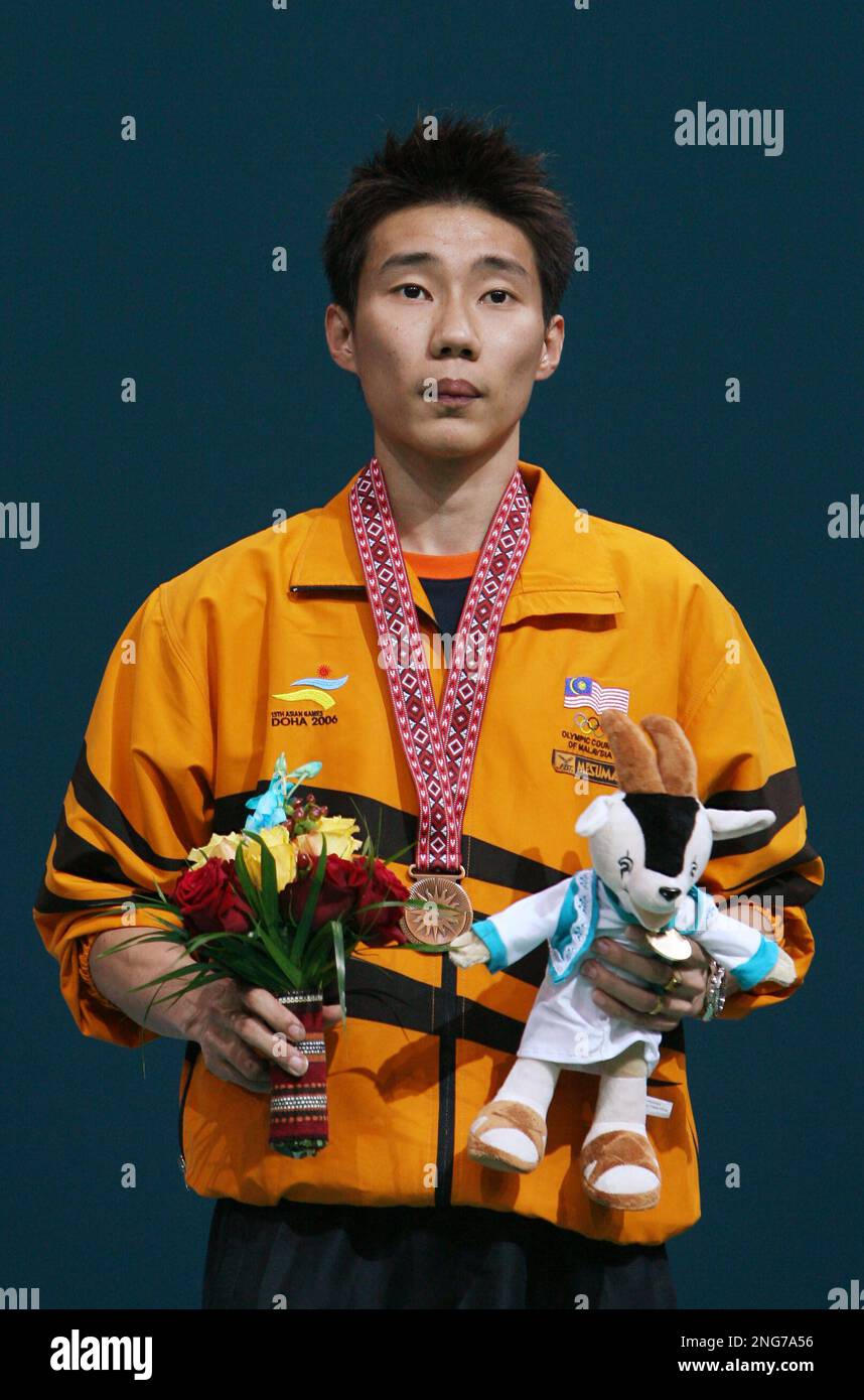Bronze medalist of Lee Chong -wei of Malaysia stands at attention ...