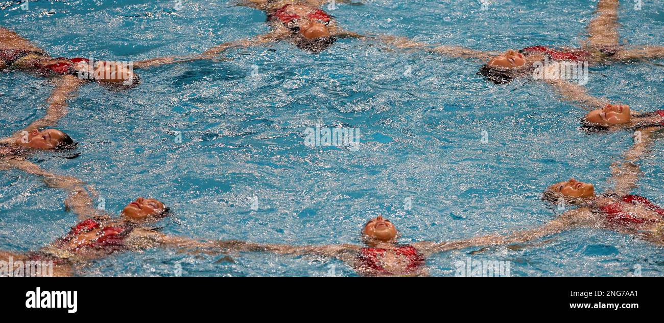 The Malaysian team performs a technical routine of synchronized ...