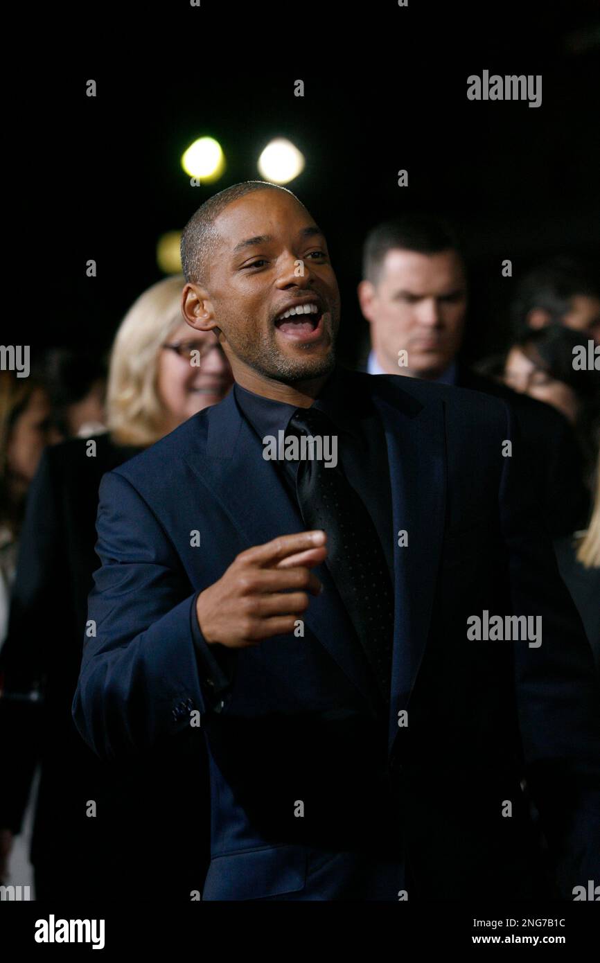 Actor Will Smith arrives at the film premiere of "Pursuit of Happyness ...