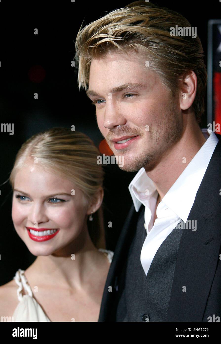 Chad Michael Murray And Kenzie Dalton 2006
