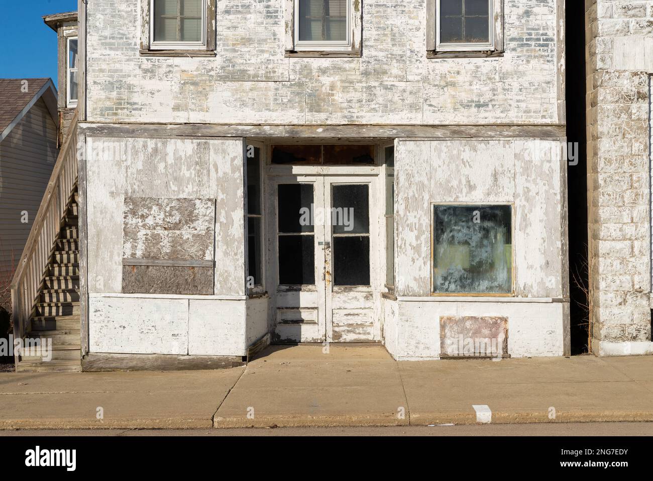 Old storefront in midwest hi-res stock photography and images - Alamy