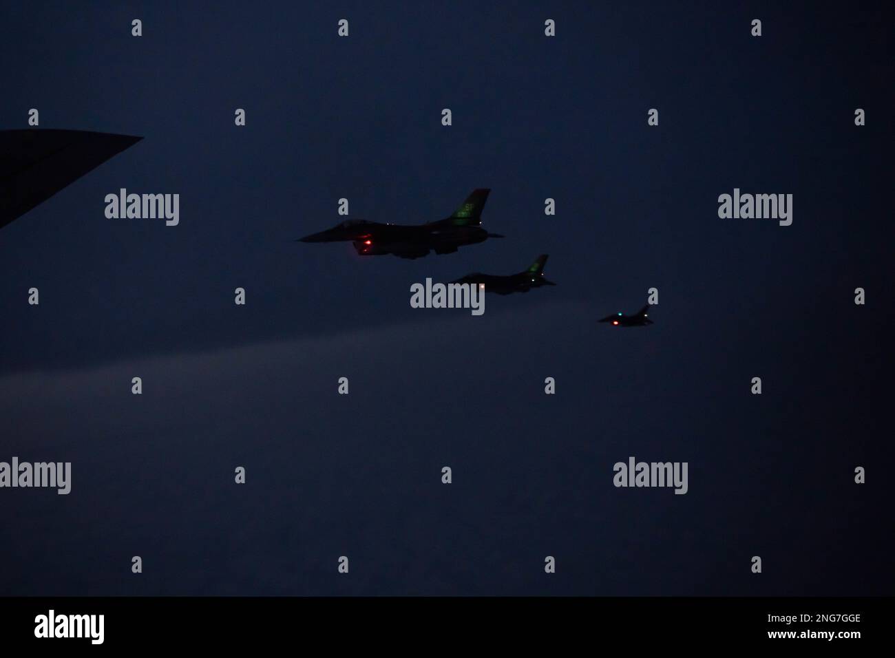 480th fighter generation squadron hi-res stock photography and images ...