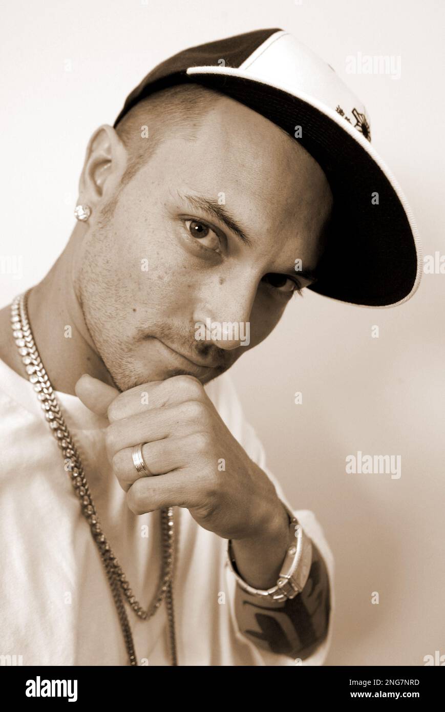 Kevin Federline poses for a portrait backstage at the "CD USA ...
