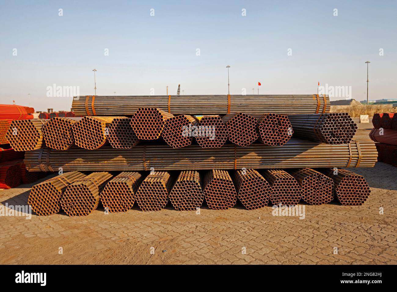 Layers of steel pipe Stock Photo - Alamy