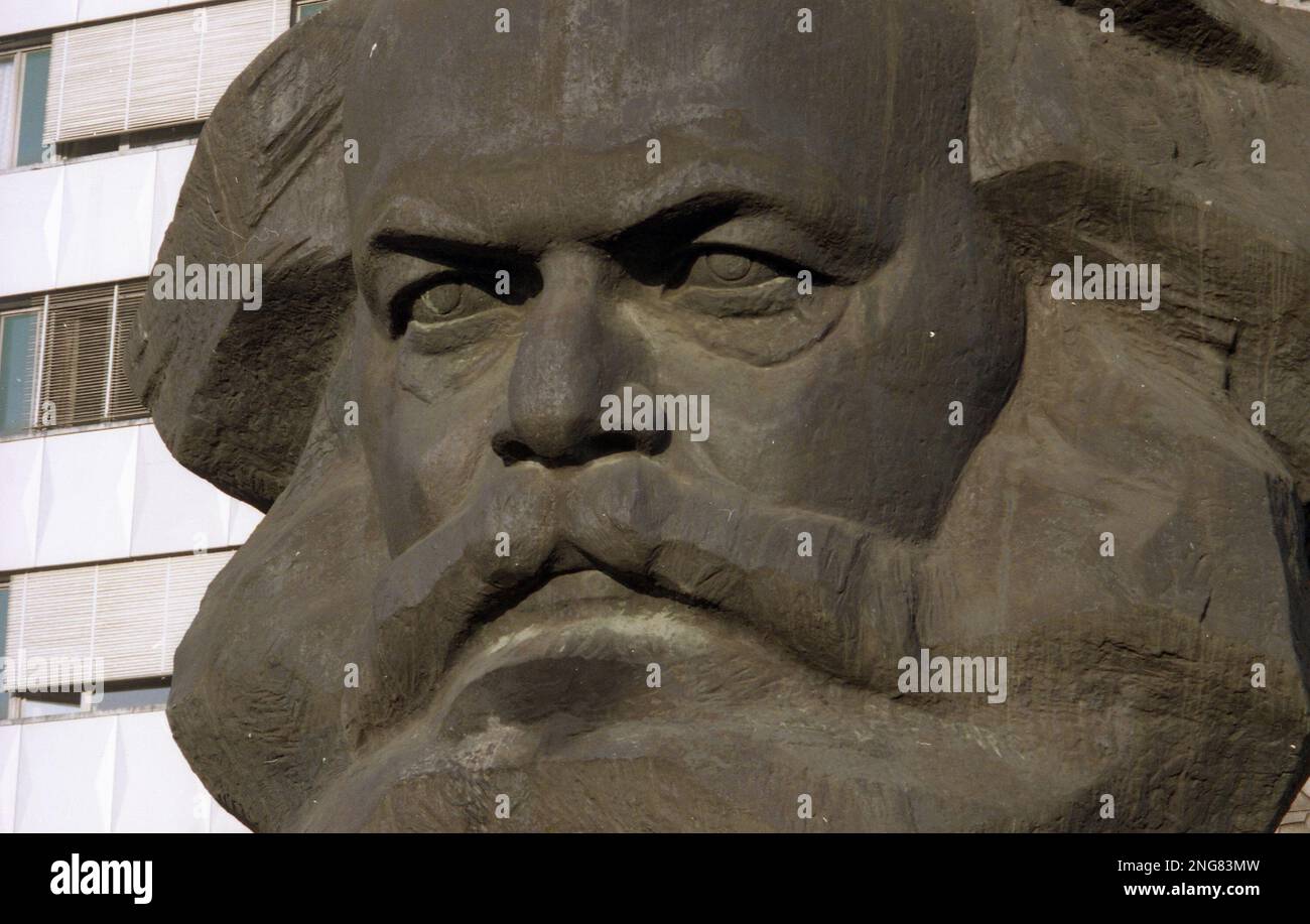Monumetal bust of Karl Marx in Chemnitz, former Karl-Marx-Stadt ...