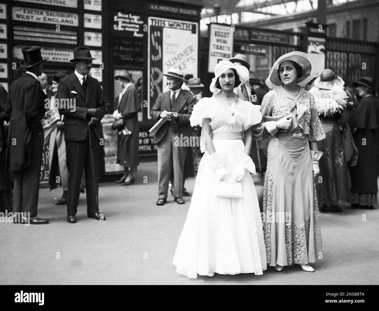 Two ladies wait on Waterloo Station, London, June 14, 1933, for the ...