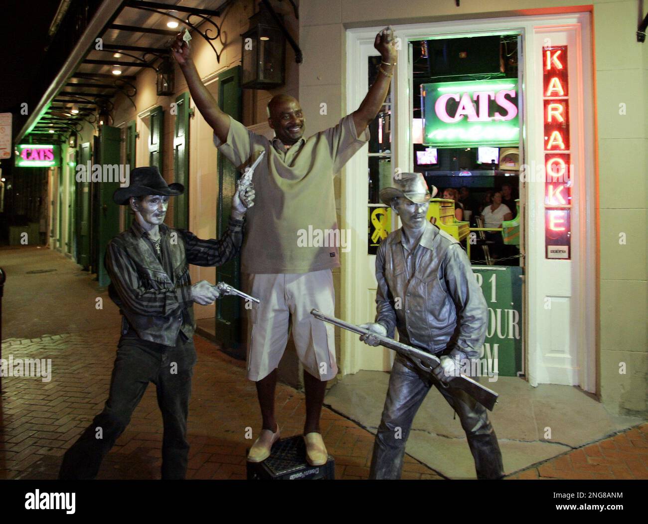 ** FOR IMMEDIATE RELEASE **Tourist Ronald Washington of Birmingham, Ala ...